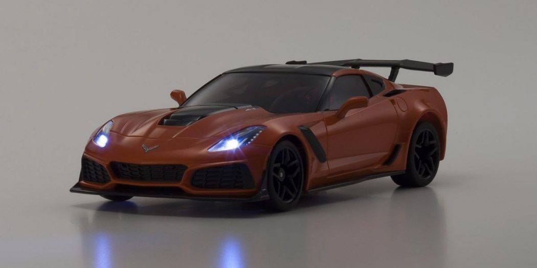 Kyosho Mini-Z RWD Corvette ZR1 - RC Driver