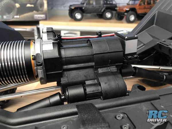 Axial Racing SCX6 Jeep Wrangler Unlimited Rubicon First Look - RC Driver