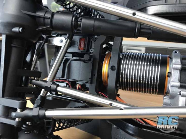 Axial Racing SCX6 Jeep Wrangler Unlimited Rubicon First Look - RC Driver