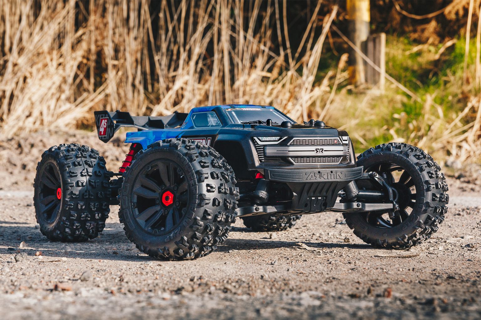 Arrma Kraton 4S BLX & Outcast 4S BLX - RC Driver