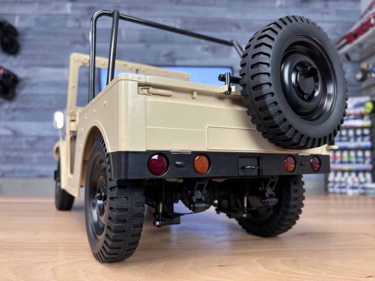 FMS Model 1/6 Suzuki Jimny Quick Look - RC Driver