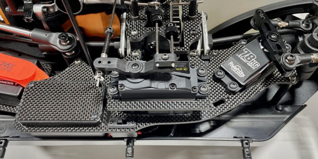 Xtreme Racing Team Losi DBXL 2.0 Gas Servo And Battery Mounts - RC Driver