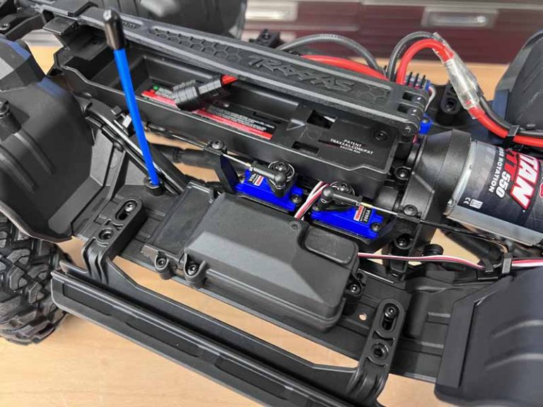 Traxxas TRX-4 High Lift Edition Chevrolet Cheyenne K10 - RC Driver