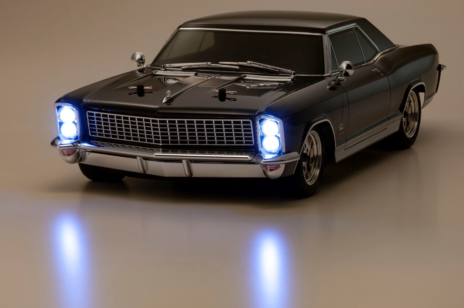 Kyosho 1965 Buick Riviera Regal Fazer Mk2 FZ02L Readyset - RC Driver