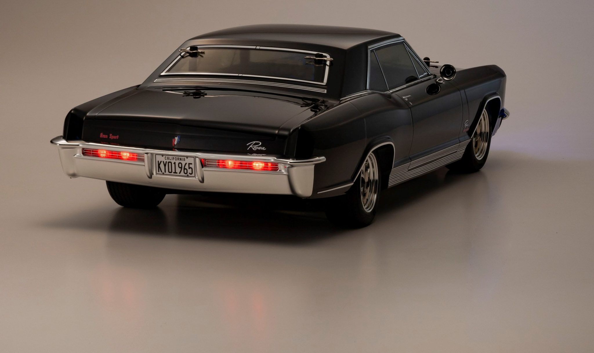Kyosho 1965 Buick Riviera Regal Fazer Mk2 FZ02L Readyset - RC Driver