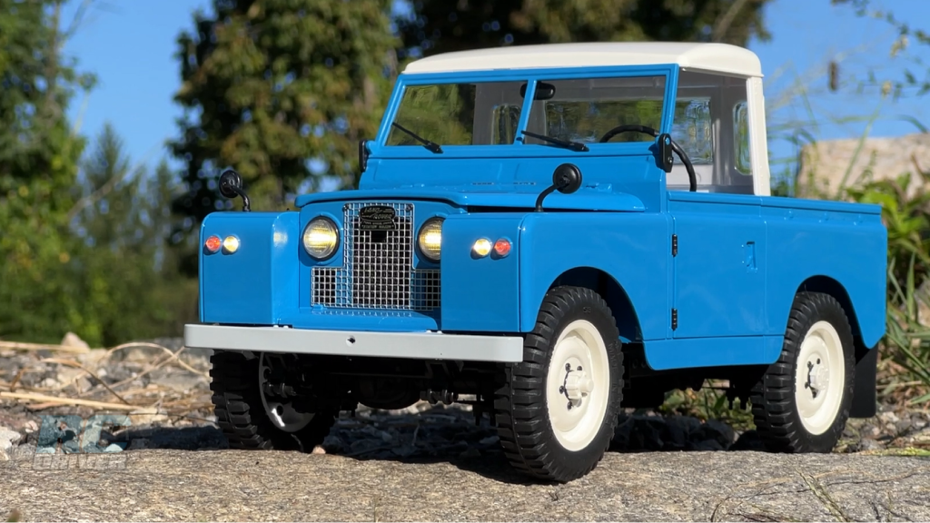 FMS Model Land Rover Series II - RC Driver