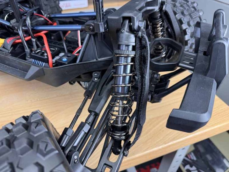 Redcat Racing Vigilante Monster Truck Unboxing Photos - RC Driver