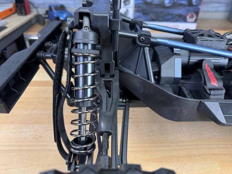 Redcat Racing Vigilante Monster Truck Unboxing Photos - RC Driver