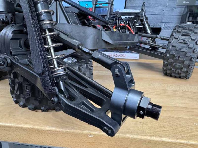 Redcat Racing Vigilante Monster Truck Unboxing Photos - RC Driver