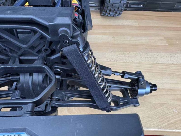 Redcat Racing Vigilante Monster Truck Unboxing Photos - RC Driver