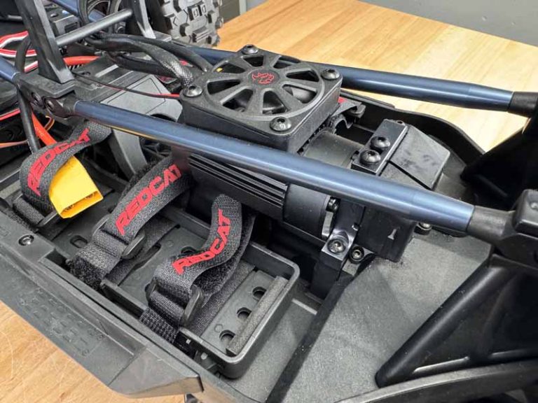 Redcat Racing Vigilante Monster Truck Unboxing Photos - RC Driver