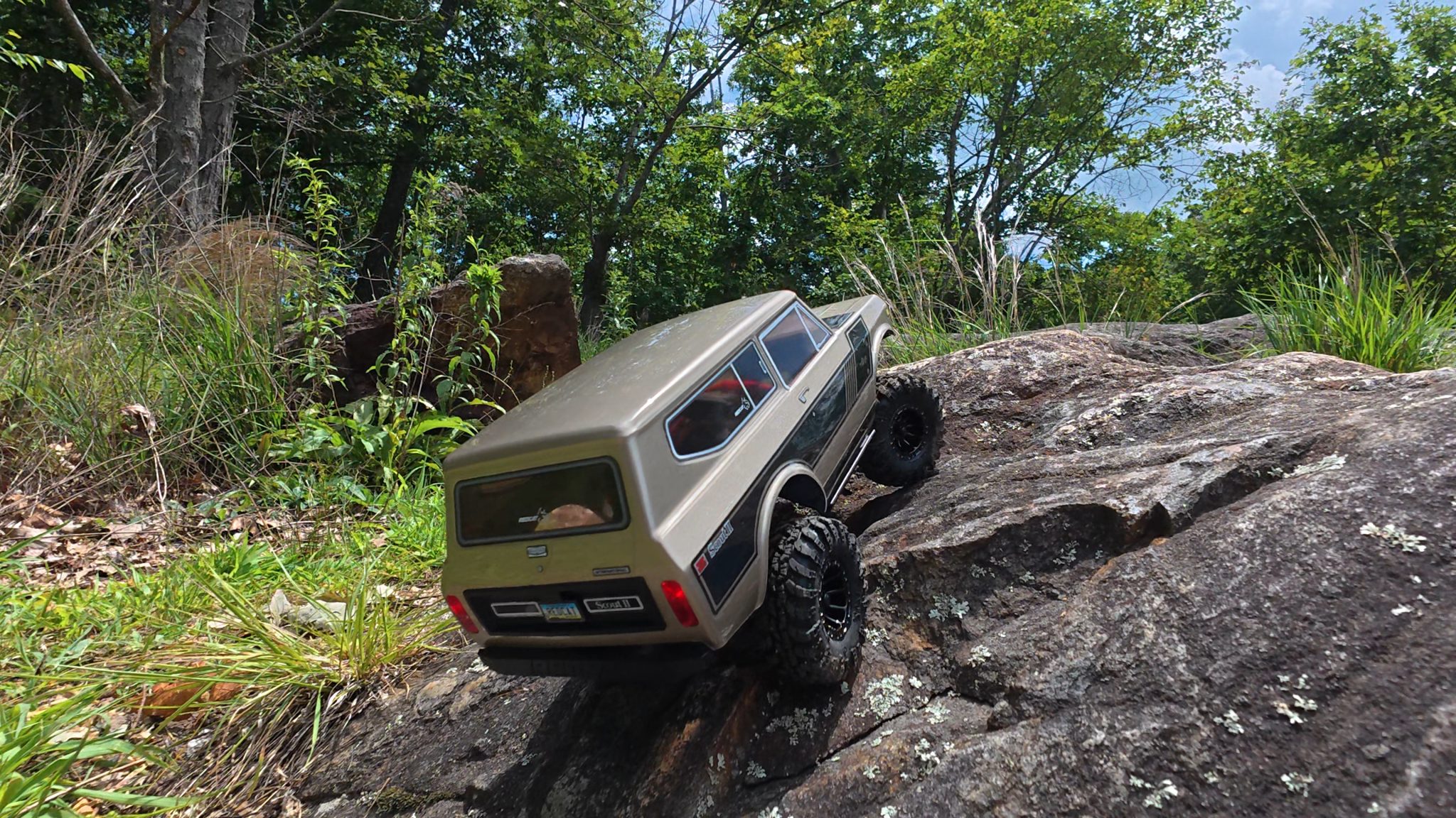 Redcat Goes Brushless! Scout II Ascent 18 Review - RC Driver