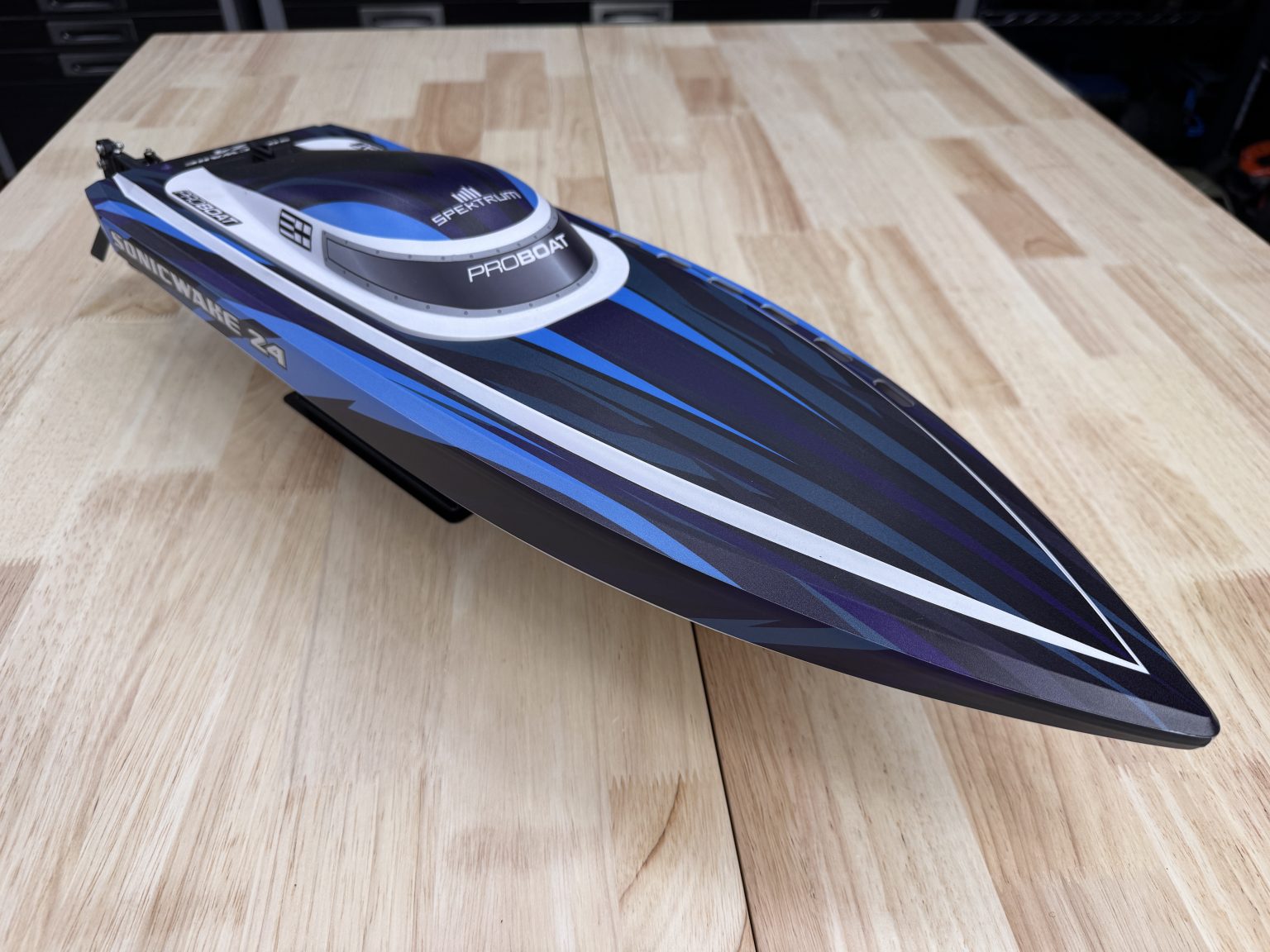ProBoat Sonicwake 24 Review – The Best Small Fast Electric RC Deep-V ...