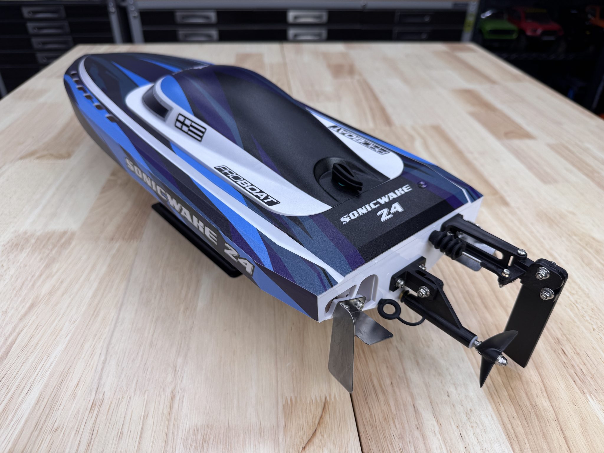 ProBoat Sonicwake 24 Review – The Best Small Fast Electric RC Deep-V ...
